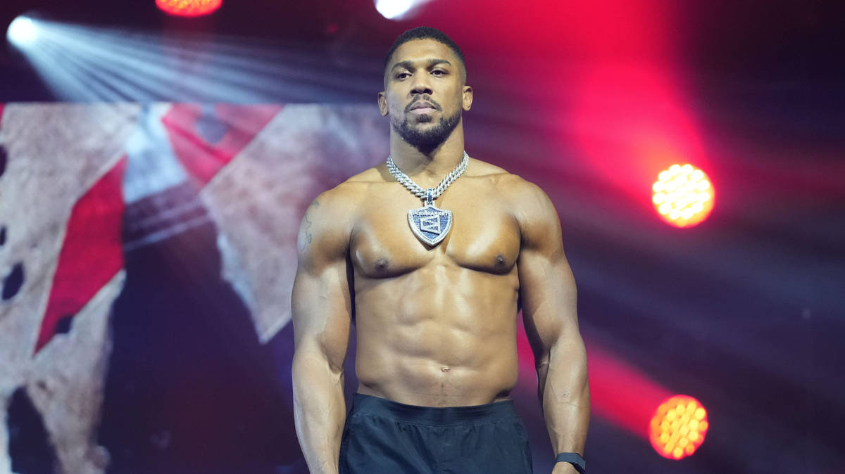 Anthony Joshua says he wants to end Jake Paul’s boxing career | Riviera ...