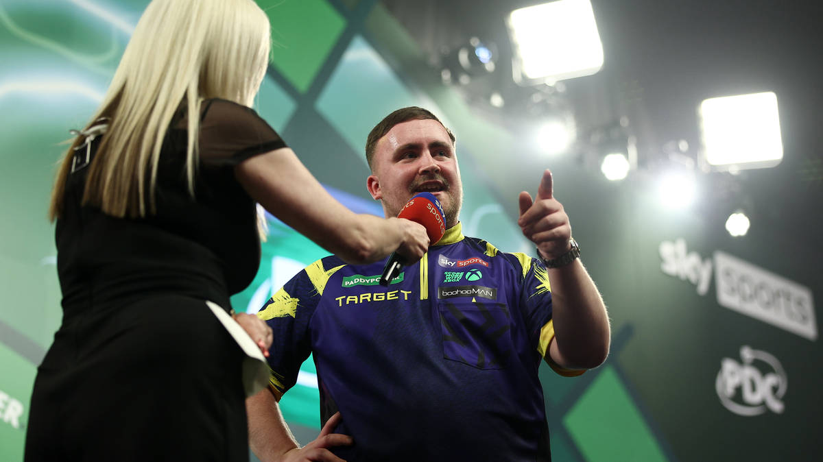 You pay my prize money: Littler lashes out at Ally Pally crowd for boos ...