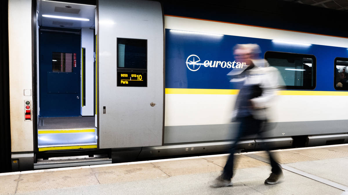 Passengers face New Year's Eve chaos after day of disruption on ...