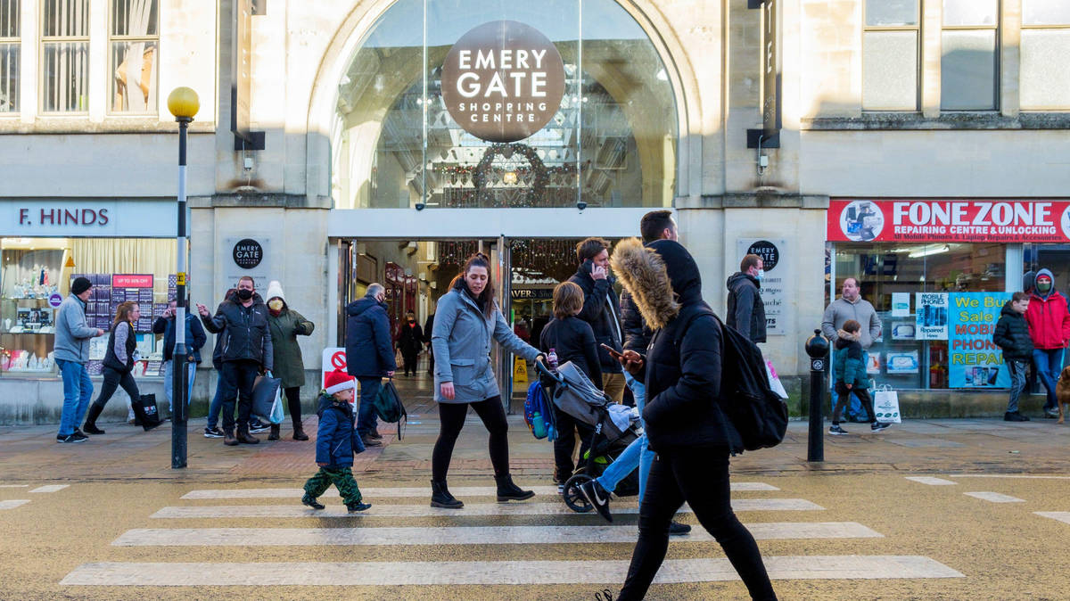 New Year's Day 2026 UK supermarket opening hours and which shops are ...