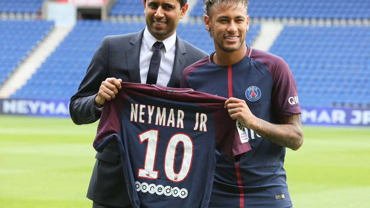 The 10 most expensive football transfers of all time | LBC