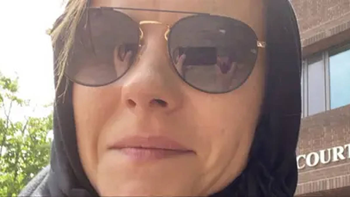 Woman dubbed 'UK's poshest thief' avoids jail after stealing £12,000 of ...