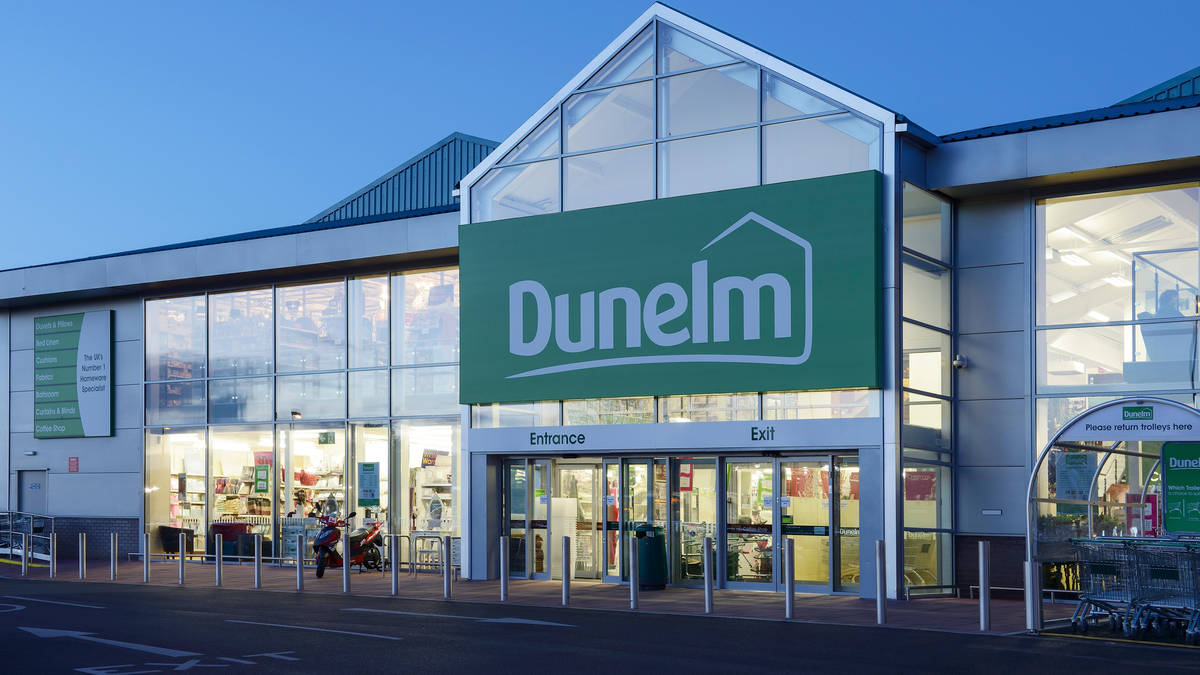 Stocks in green as US manufacturing surprises | LBC