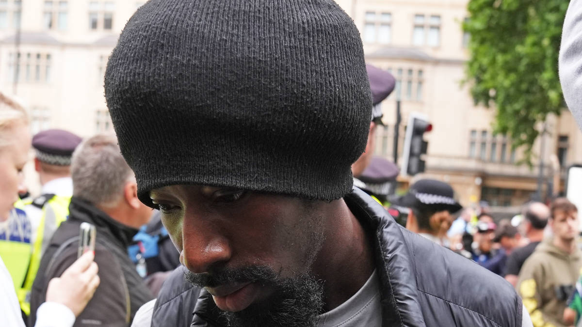 Britain's biggest fare dodger facing jail after admitting 112 offences ...