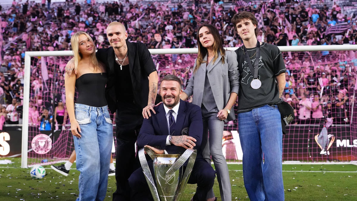 David Beckham appears to take swipe at Brooklyn in 'fiercely loyal ...