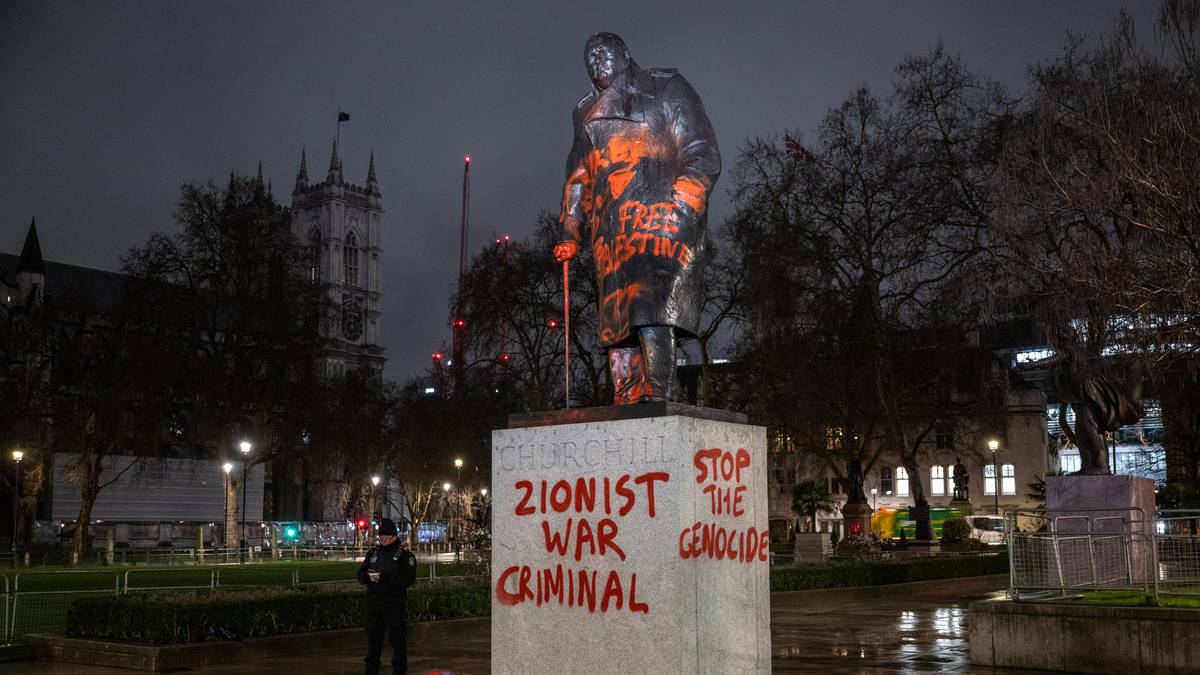 Winston Churchill statue defaced in Parliament Square | LBC