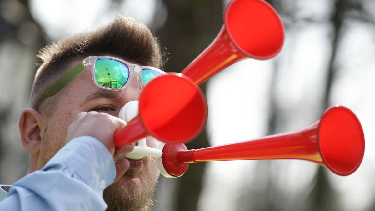 Why Do We Wince When We Hear A Loud Noise? | LBC