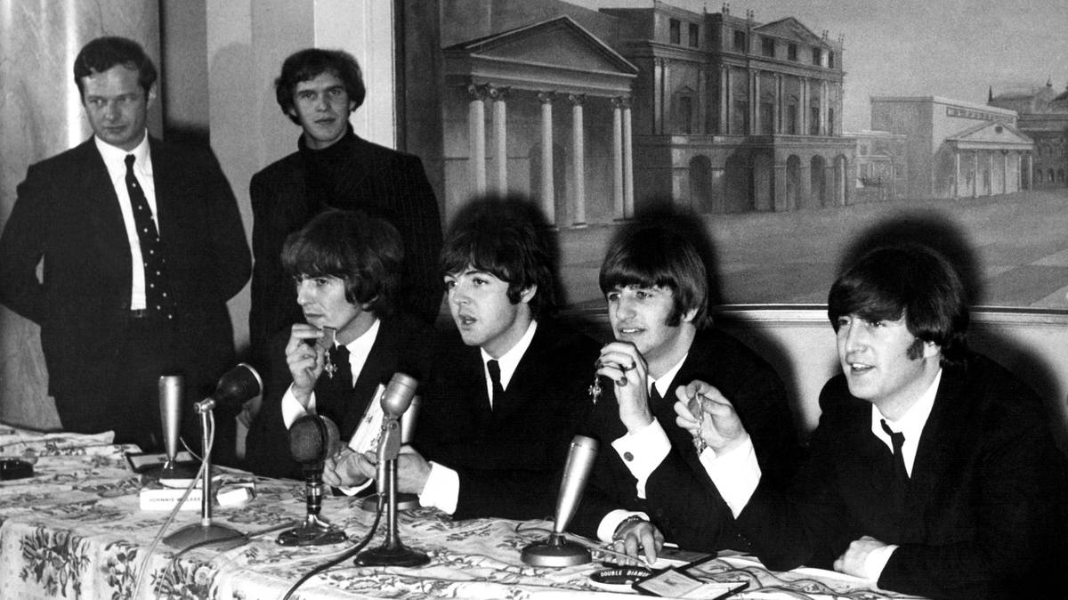 Beatles manager Brian Epstein was 'murdered by the US mafia', Kray ...
