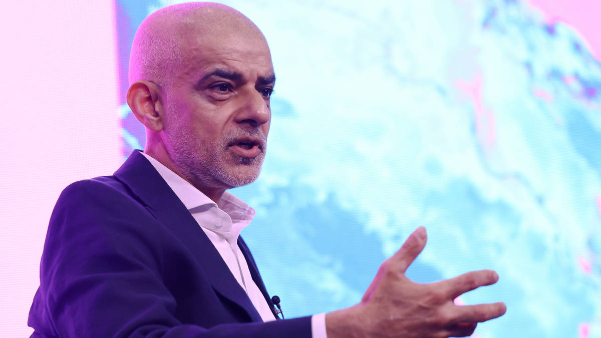 London Mayor Sir Sadiq Khan is expected to back a ban on social media ...