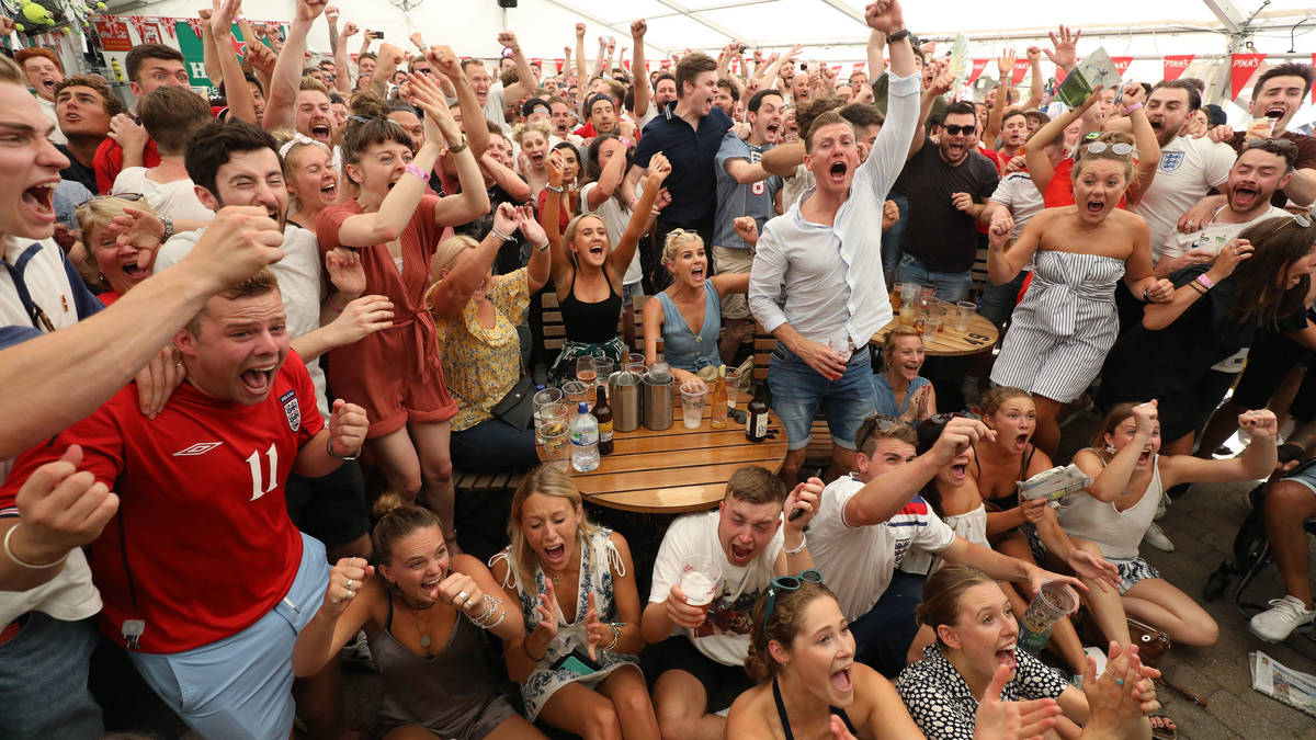Employers told to kick-off flexible working for staff during World Cup ...