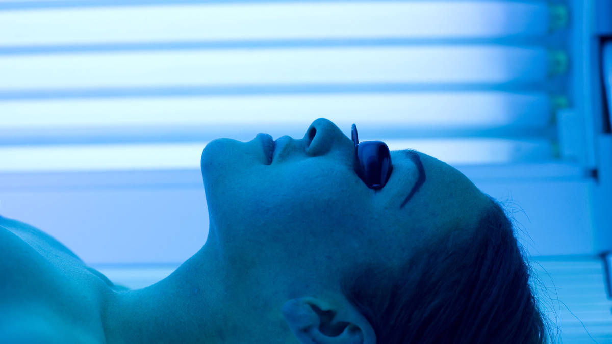 Ministers urged to consider 'total' sunbed ban amid rising use by young ...